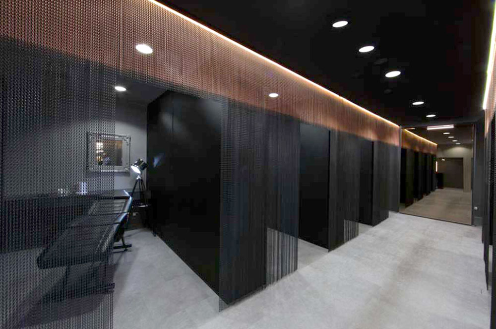 ChainCraft | About Us | Quality Ceiling Curtains & Chain Screens